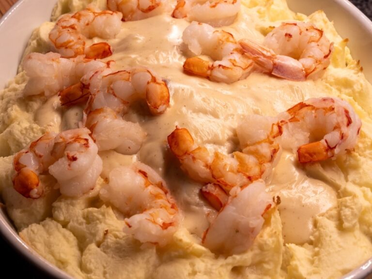 Mashed Potatoes And Shrimp - Easy Creamy